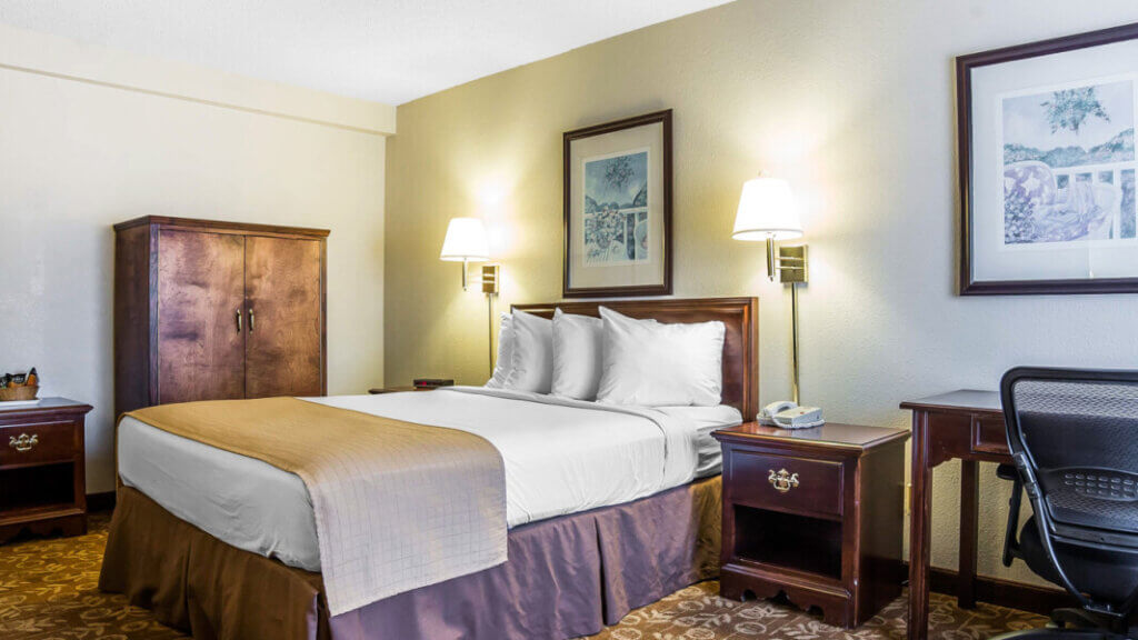 Mesa Rim Climbing Center | Reno, NV