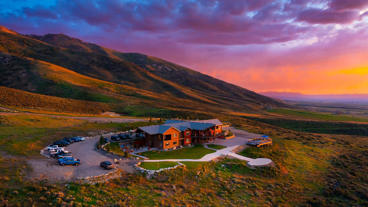 Ruby 360 Lodge | Places to Stay Near Elko & Lamoille, Nevada