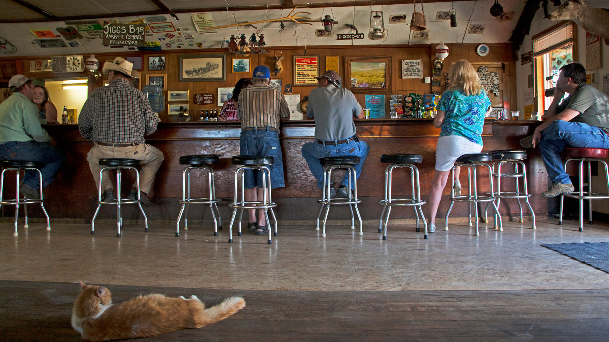 15 Sagebrush Saloons Worth Drinking In… And What To Order