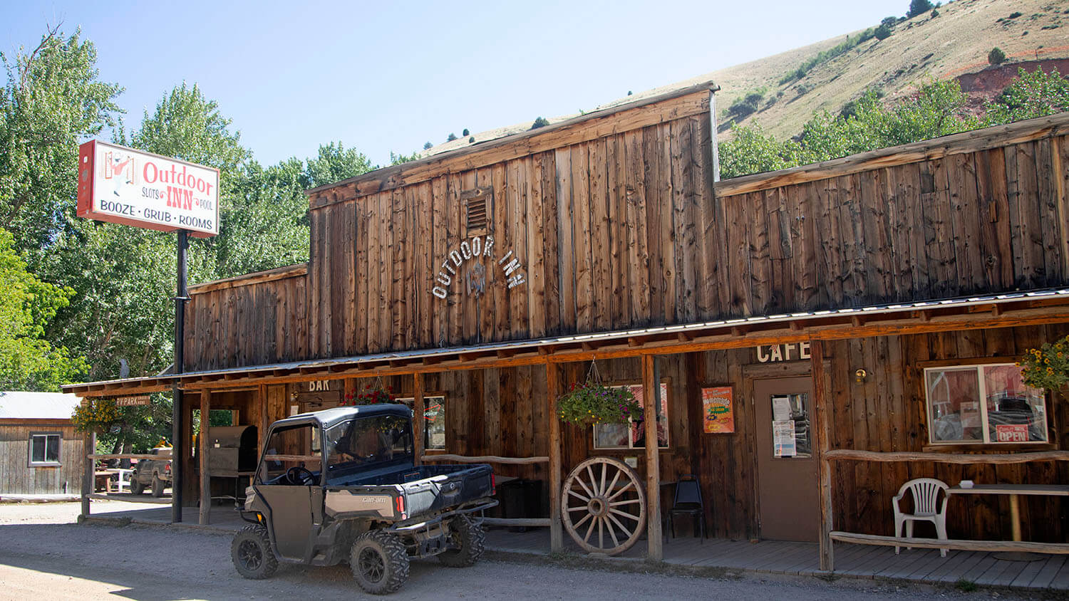 15 Sagebrush Saloons Worth Drinking In… And What To Order