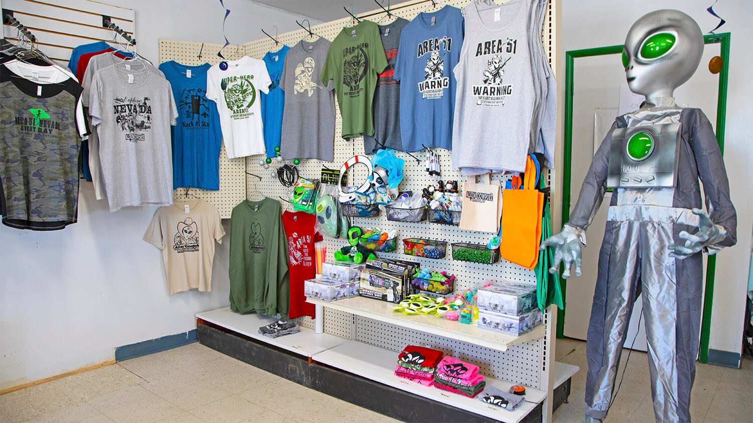 Alien Cowpoke Gas & General Store | ET Highway | Travel Nevada