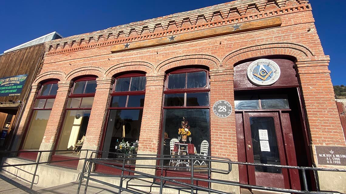 Country Cottage | Gift Shop & Craft Classes in Eureka, NV